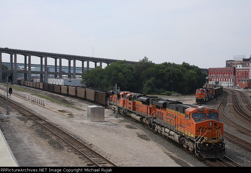 BNSF 6403